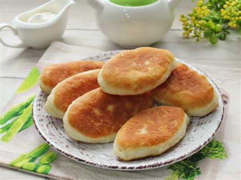 Жареные пирожки с картошкой и сыром — рецепт с фото пошагово