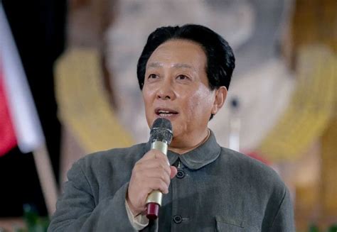 After Becoming Famous He Abandoned His Wife And Married A 12 Year Old And A 3 Year Old Forcing