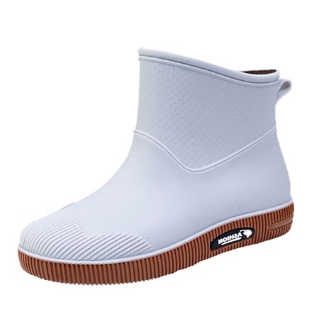 Rainshoes Women Short Tube Plush Thermal Water Shoes Shoes Fashion