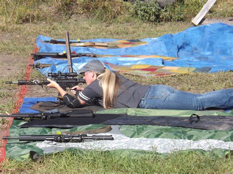 Understanding Scope Reticles Women Guns
