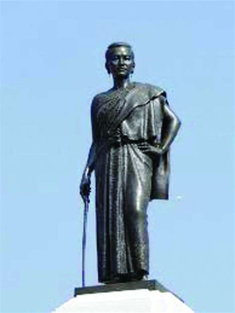 ผู้หญิง ภูมิบ้าน ภูมิเมือง ‘ศิลป์ พีระศรีบิดาแห่งศิลปากรและศิลปะร่วมสมัย