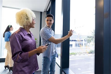 Premium Photo In Modern Office Diverse Young Team Collaborating Copy Space