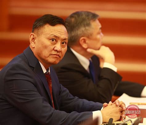 Нүүрснийхэн Ерөнхий прокурор Б Жаргалсайханыг золигт гаргах уу