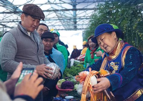 Буруу хооллохуй And Хүнсний аюулгүй байдлаа дээдлэе Хүнсний хувьсгал