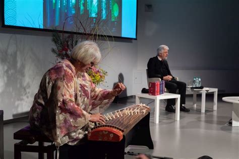 Вечер японской поэзии с А А Долиным Новости Факультет мировой экономики и мировой политики