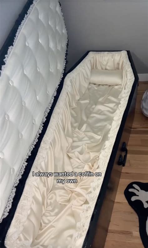 I Sleep In A Coffin People Call Me A Weirdo But It S So Comfy