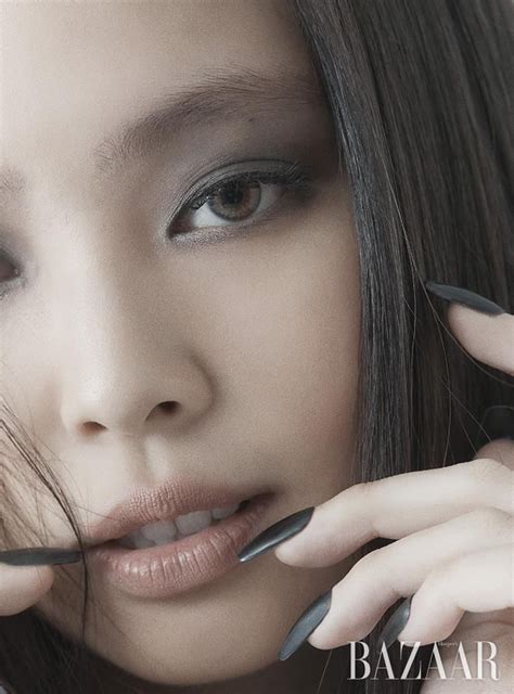 Blackpink Jennie 2020 นางแบบ ลิซ่า