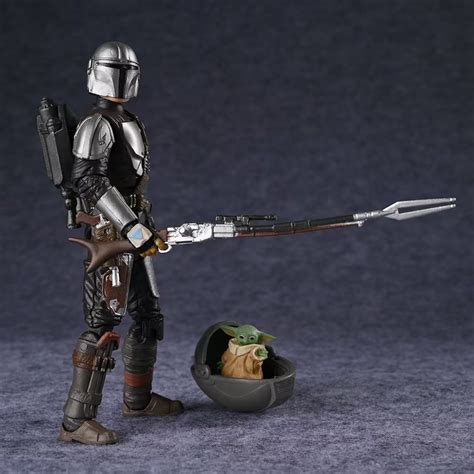 Статуетка Междузвездни войни Мандалорски Дингджалин и Грогу Бебе Йода 15 см Emag Bg