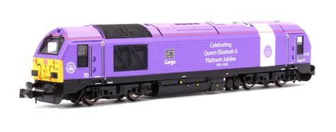 Dapol 2d 010 016 Class 67 Db Cargo Celebrating Queen Rails