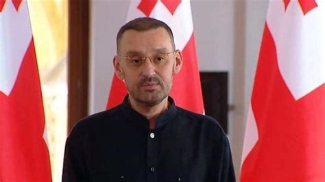 ბექა ოდიშარია სამწუხაროა რომ სალომე ზურაბიშვილი იქცა იმ ხალხის ლიდერად რომლებიც უშვერი