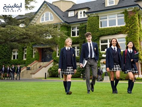 آشنایی با پوشش در آمریکا آزادترین کشور از نظر پوشش فروشگاه پوشاک