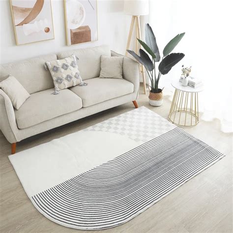 침대 방에 대 한 현대 소프트 카펫 홈 장식 러그 거실 북유럽 소파 커피 테이블 층 매트 불규칙 한 연구 솜 털 카펫카펫 Aliexpress