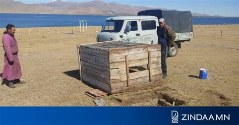 Стандартын бус нүхэн жорлонг буулгах аян Архангай аймагт үргэлжилж байна