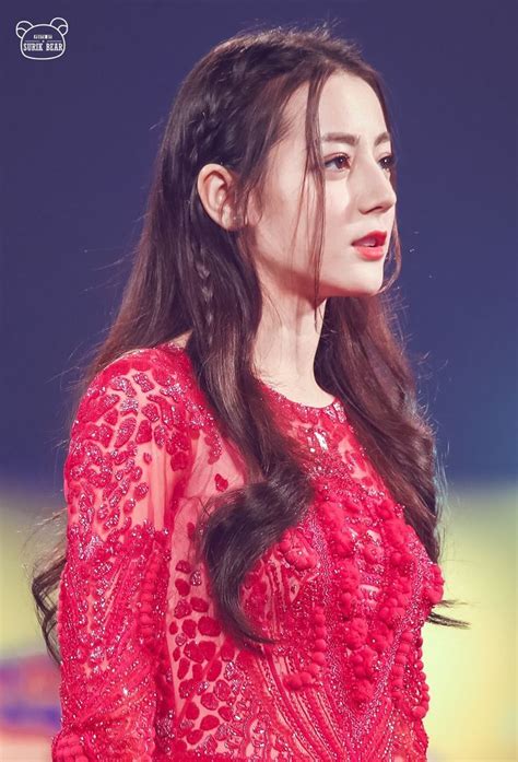 Ghim của Bất Quy trên M ỹ N ữ T r u n g Q u ố c Nữ thần Thời trang Diễn viên