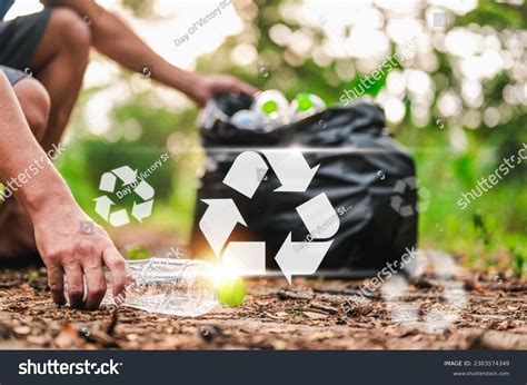 74 방치된 쓰레기 이미지 스톡 사진 및 벡터 Shutterstock