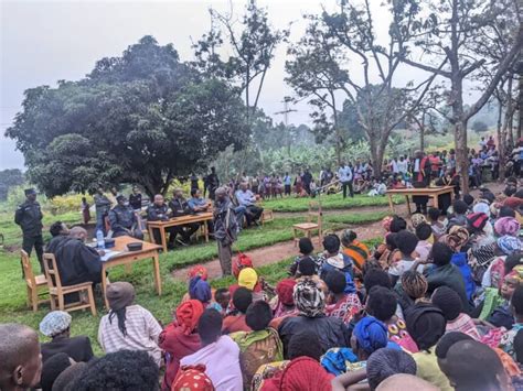 Ngoma Umugabo Uregwa Kuniga Umugore Yaburaniye Mu Ruhame Umuseke