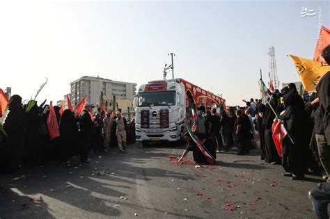 مشرق نیوز عکس مراسم تشییع شهدای جنگ تحمیلی رژیم صهیونیستی