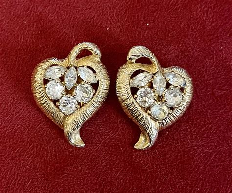 Beautiful Vintage Napier Pat Pend Rhinestone Heart Fr… Gem