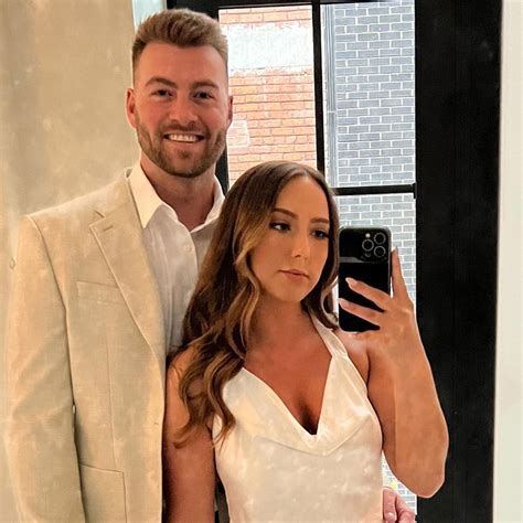 Eminems Daughter Hailie Jade Shares Details On Her Engagement Party