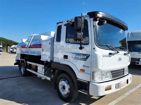 중고 5톤탱크로리 현대 메가트럭 전중딜화물차
