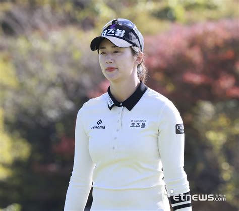 [포토] 마음에 들지 않는 이세희 전자신문