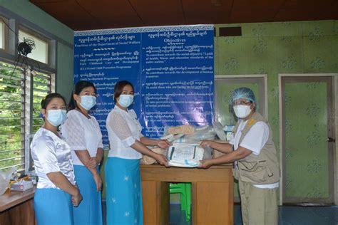 မိုးမိတ်မြို့တွင် ခရိုင်လူမှုဝန်ထမ်းဦးစီးဌာနမှ ပရဟိတအသင်းများသို့ ကိုဗစ် ၁၉ ကာကွယ်ရေးသုံးပစ္စည