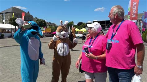 B Comme Baudetstival Et Comme Brigitte Et Bernard Festivaliers Depuis 10 Ans Tv Lux