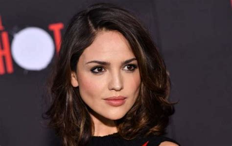 Eiza Gonzalez Body Measurements Height Weight Bra Size Shoe Size