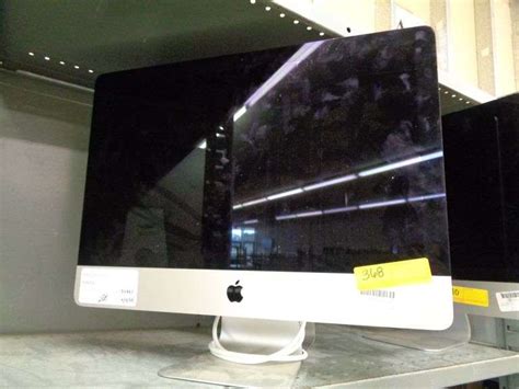 EACH APPLE IMAC CRACKED SCREEN Matthews Auctioneers