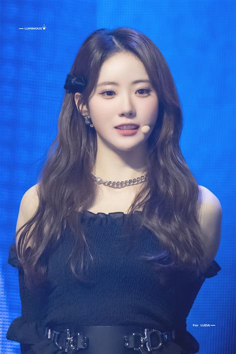 주먹과 도끼 이모티콘이면 대화가 되는 여자 연예인잡담 에펨코리아