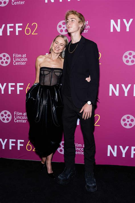 Naomi Watts Was Joined On The Red Carpet By Son Sasha