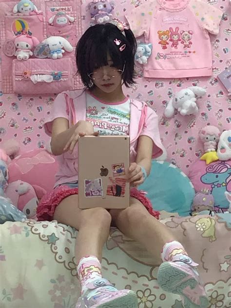 Pin On Makeup Fashion ` ω