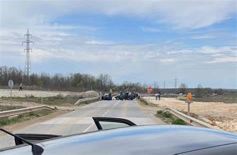 Тежка катастрофа между три автомобила край Плевен Информационна агенция ПИК