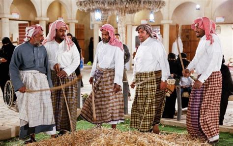 الأزياء الشعبية في المنطقة الشرقية سعوديبيديا