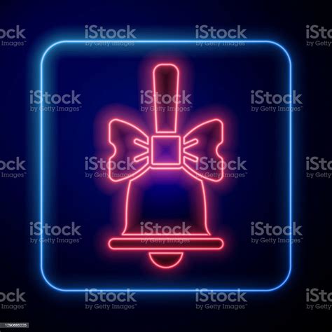 빛나는 네온 메리 크리스마스 벨 아이콘은 파란색 배경에 고립 알람 기호 서비스 벨 핸드벨 기호 알림 벡터 기민에 대한 스톡 벡터 아트 및 기타 이미지 Istock