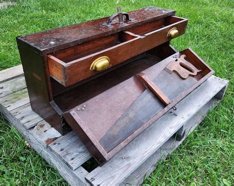 Antiquevintage Wooden Tool Box Wdrawer And Hand Saw Carpenters Storage