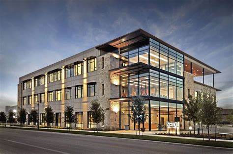 Commercial Real Estate Is Fastest Growing Market