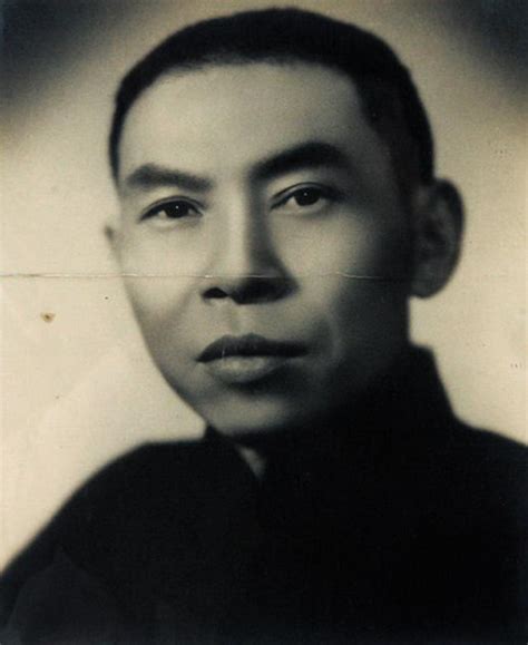 林桂生为了帮杜月笙，心生一计想了一个奇招，黄金荣顿时哑口无言