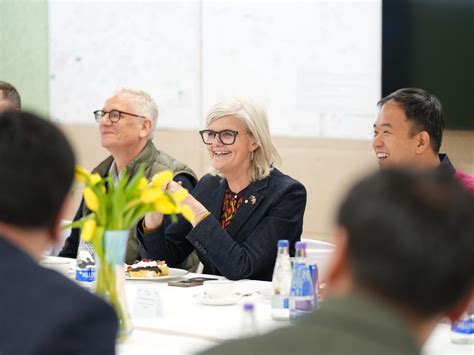 Itoim Mn Австралийн Холбооны Улсын Амбан захирагч Facebook