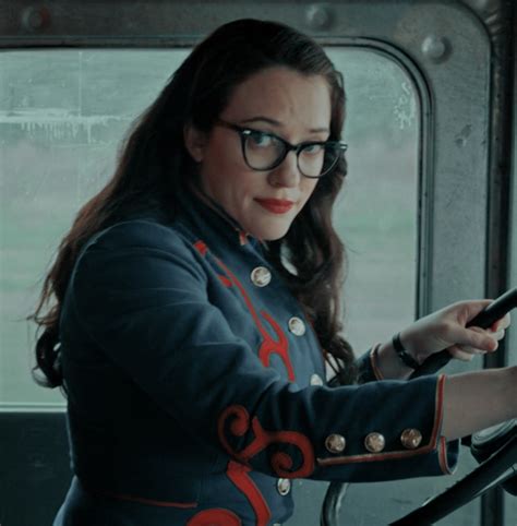 Kat Dennings As Darcy Lewis In Wandavision Episode 7 Kat Dennings