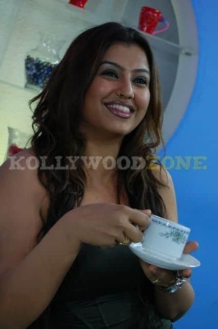 Sexy Sona Stills 074 213930 Kollywood Zone