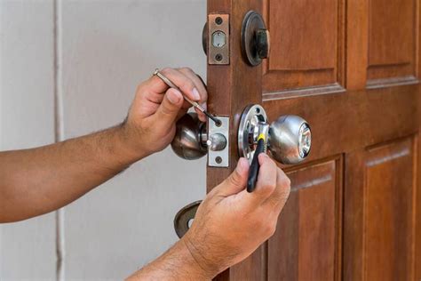 How To Install A New Front Door Lock