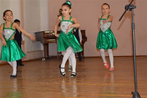 მასწავლებლის პორტფოლიო საახალწლო სურათები მე Iii ბ კლასი