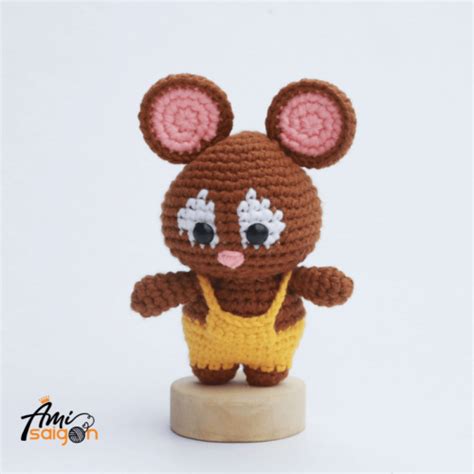 A Lovely Little Mouse Needs A Sweet Home Ami Saigon