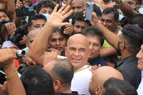 මරණ දඬුවම නිදහස් විය හැක්කේ දේශපාලන ගජමිතුරන්ට පමණ ද Bbc News සිංහල