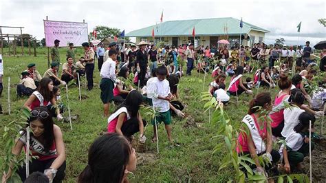 Dvb အလွမယ္မ်ားႏွင့္ ေက်ာင္းသားေက်ာင္းသူမ်ား စုေပါင္းသစ္ပင္စုိက္
