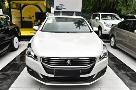實拍2017款標緻 508，優惠4萬起速騰價 中級車a級價為何無人問津 每日頭條