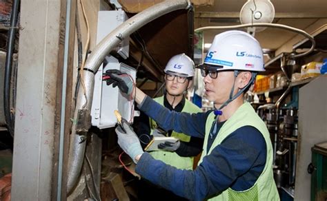 Ls Cands Checks Electrical Safety At Traditional Markets The Korea Times