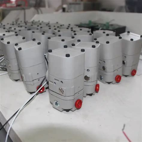 Pneumatic Pressure Output 3 To 15 Psi I P E P Transmitter Electro Pneumatic Pressure Converter E