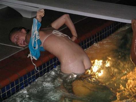 Bottomless Bikini Babe In Pool Boobert69